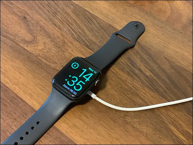 How to Fix It When an Apple Watch Is Not Charging - The Tech Edvocate
