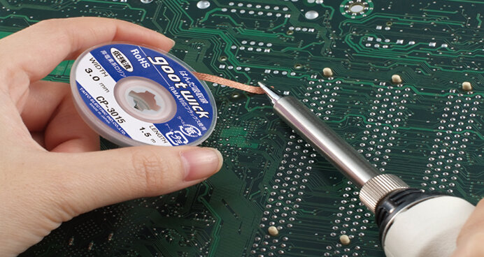 What Is Desoldering Wick and When Should You Use It? - The Tech Edvocate
