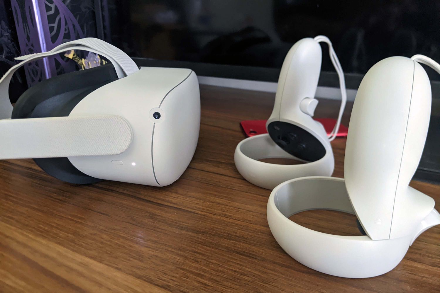 How to Turn On Meta (Oculus) Quest 2 - The Tech Edvocate