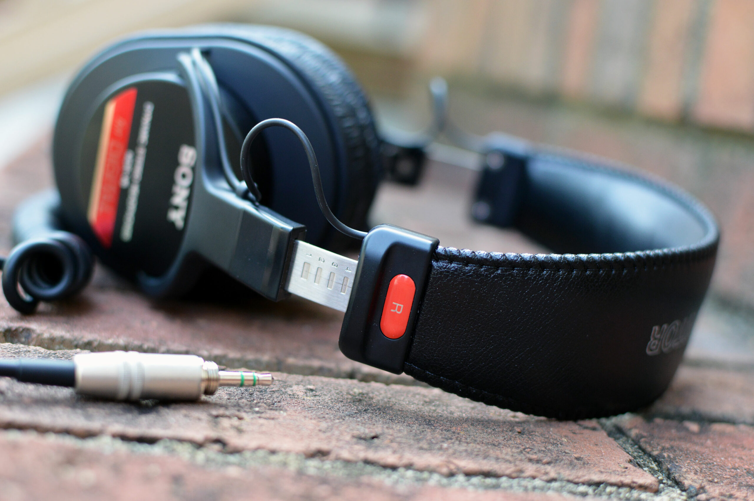 Sony MDR-V6 headphones review: A classic headphone endures for a reason ...