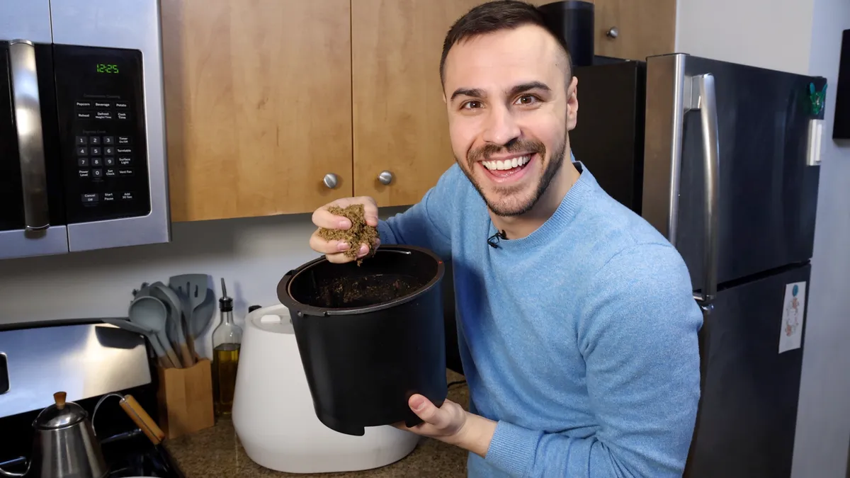 Lomi Countertop Composter Review: An Easy, Clean Way to Compost at Home ...