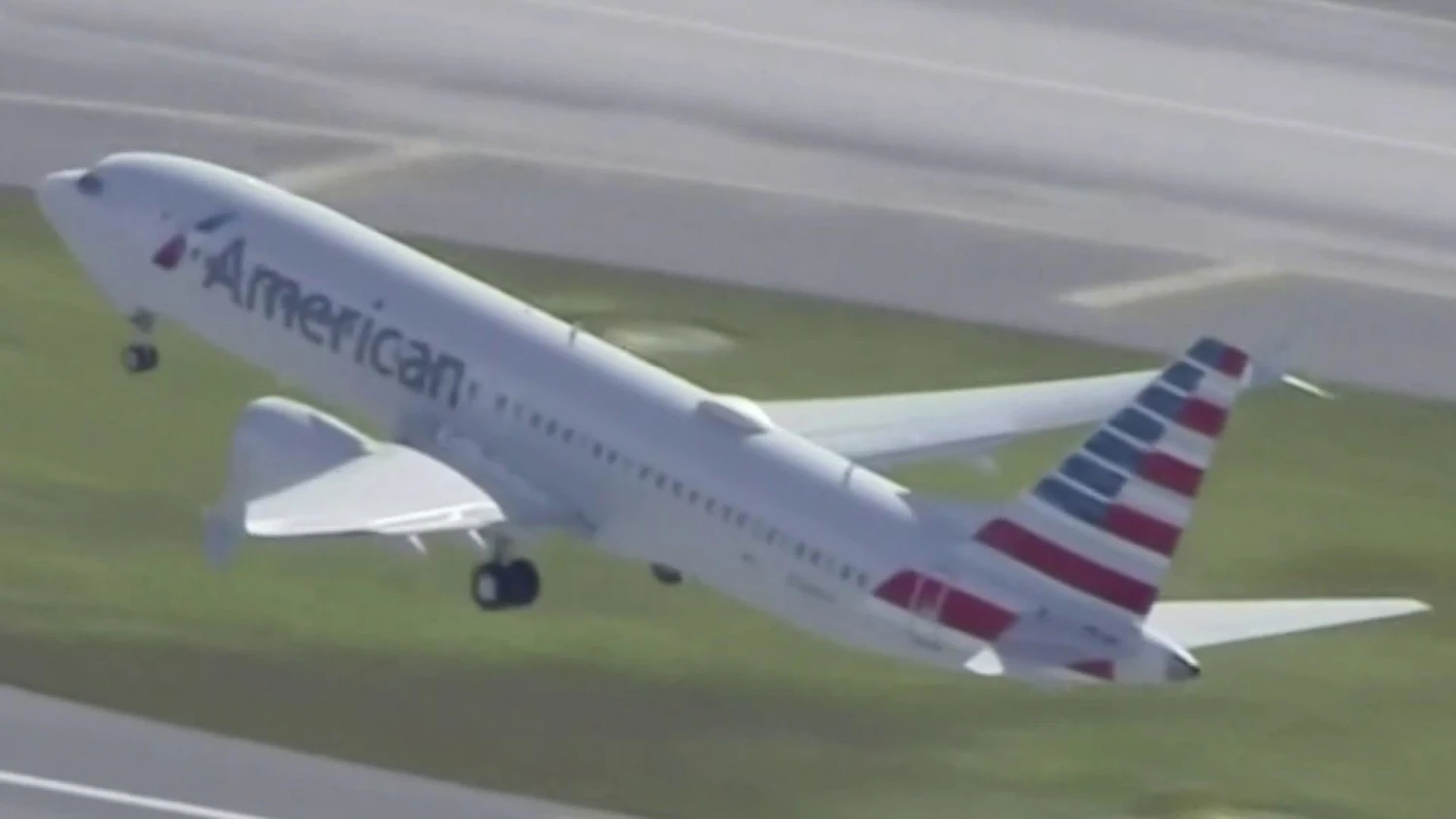 2 Years After Being Grounded, the Boeing 737 Max is Flying Again - The ...