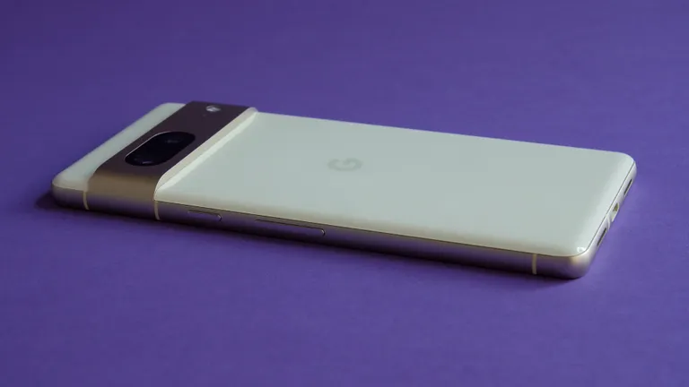 Pixel 7 Review: Slightly Better Phone, Same $599 Price - The Tech Edvocate